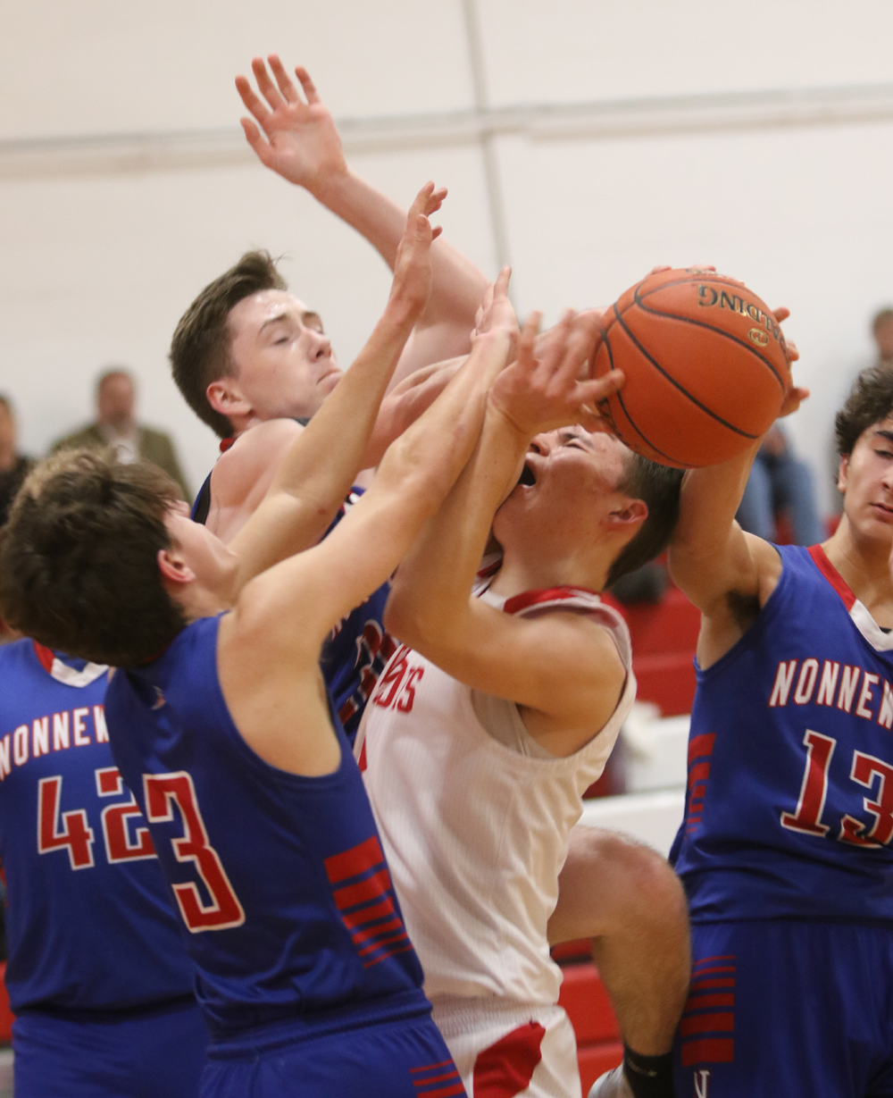 Defense the key for Warriors in win | Litchfield.bz