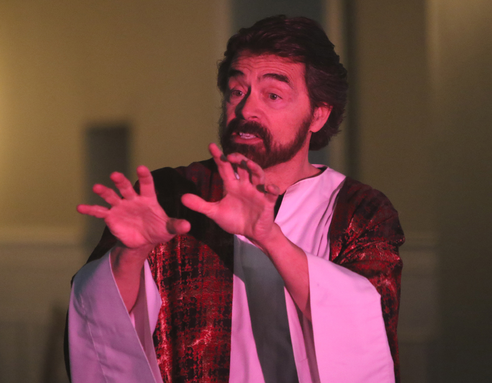 Father Tucker promoted to monsignor | Litchfield.bz