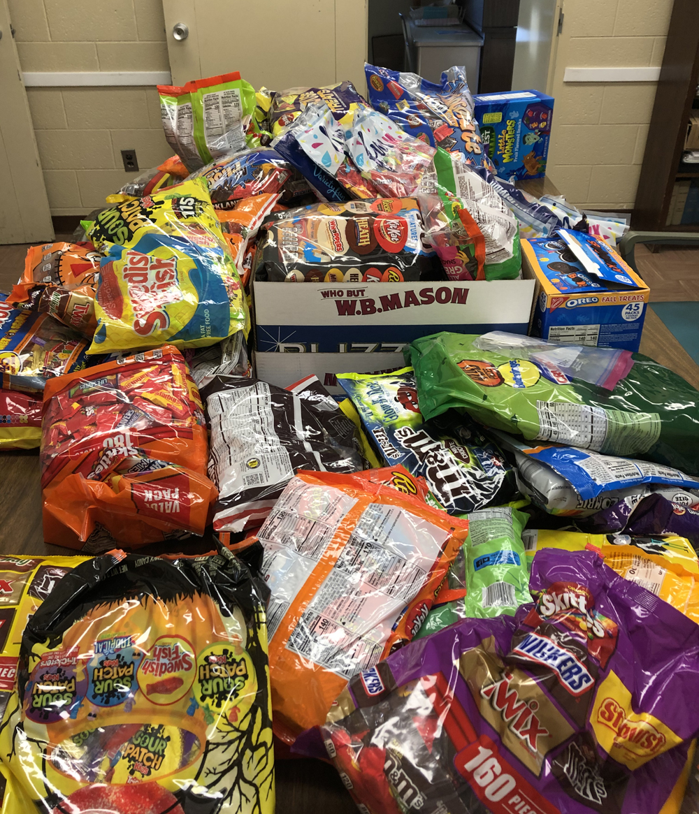 Fire departments, LVA to hand out candy | Litchfield.bz
