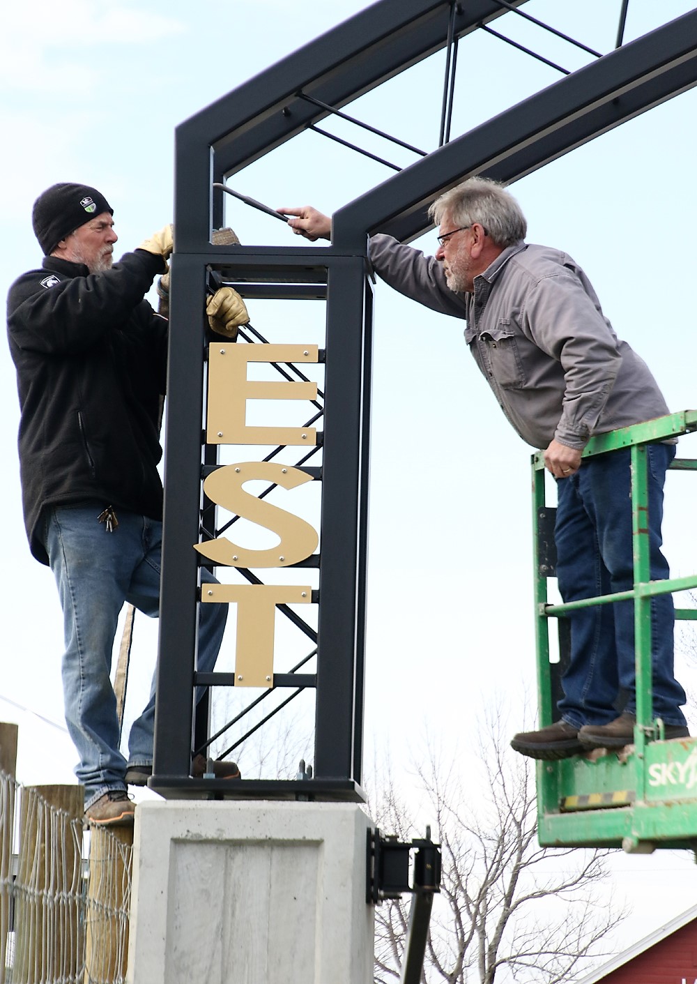 Fairgrounds entrance takes on new look | Litchfield.bz