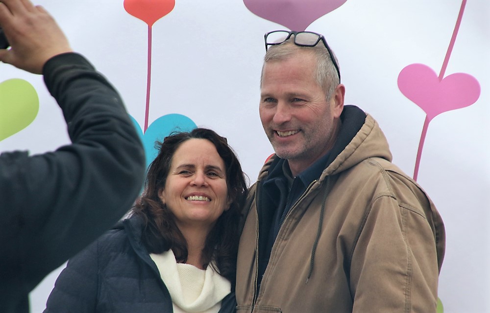 Family skate celebrates Valentine’s Day | Litchfield.bz