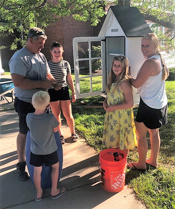 Little Free Library comes to Center School | Litchfield.bz