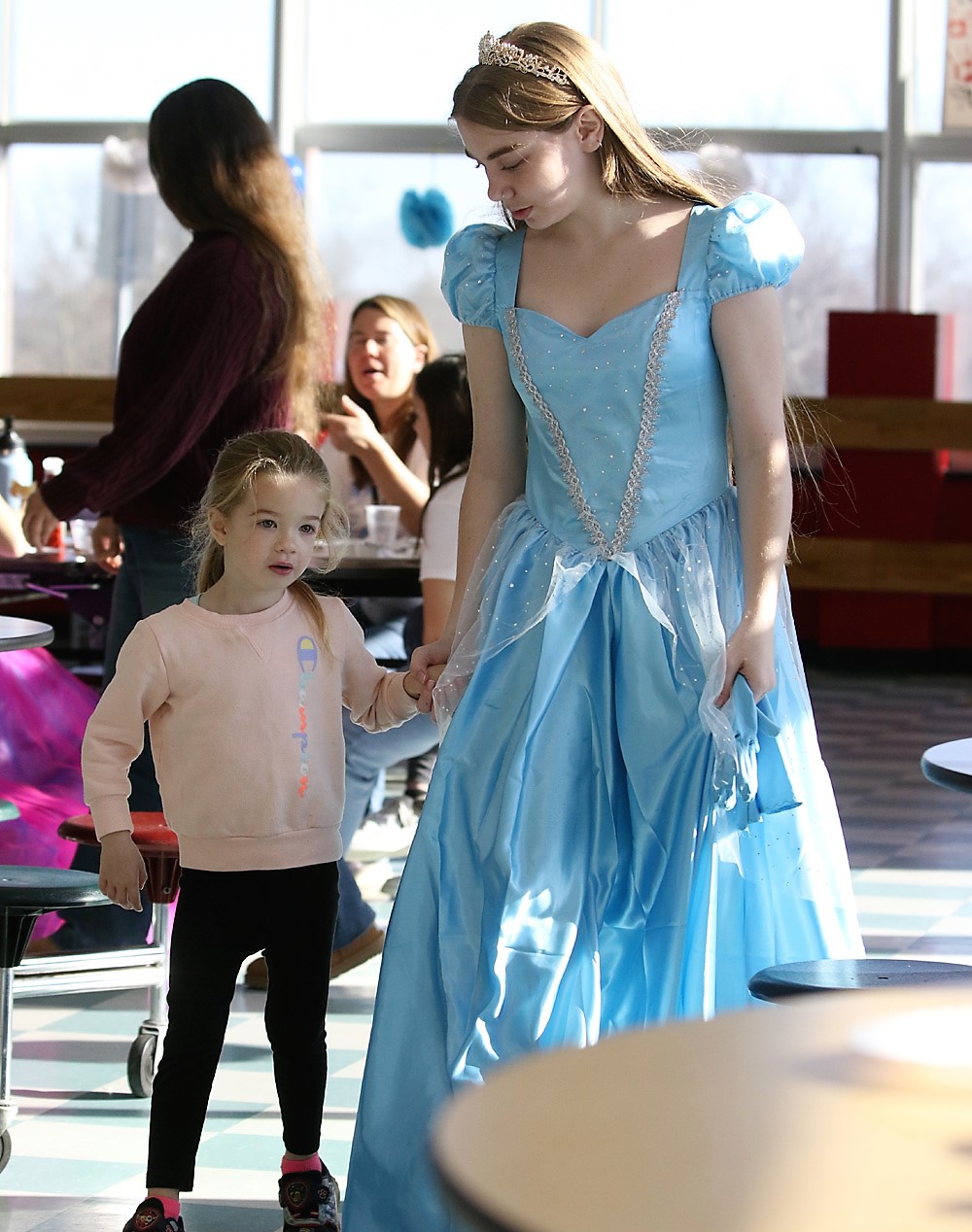 The Curtain is set to rise on “Cinderella” | Litchfield.bz