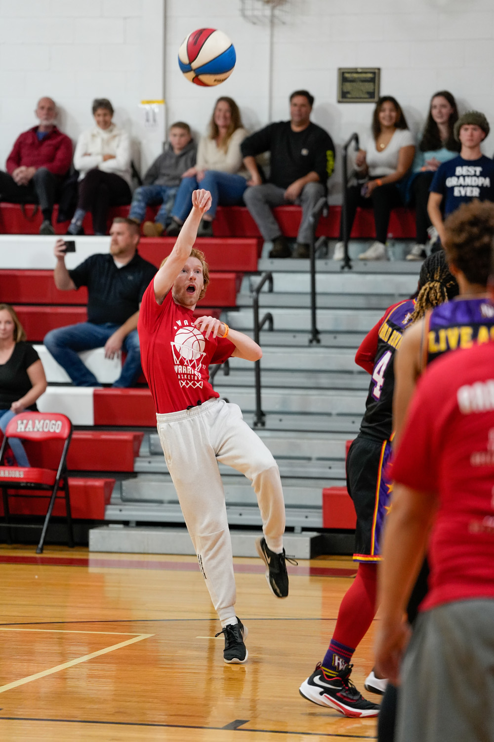 Harlem Wizards put on a show at Wamogo | Litchfield.bz