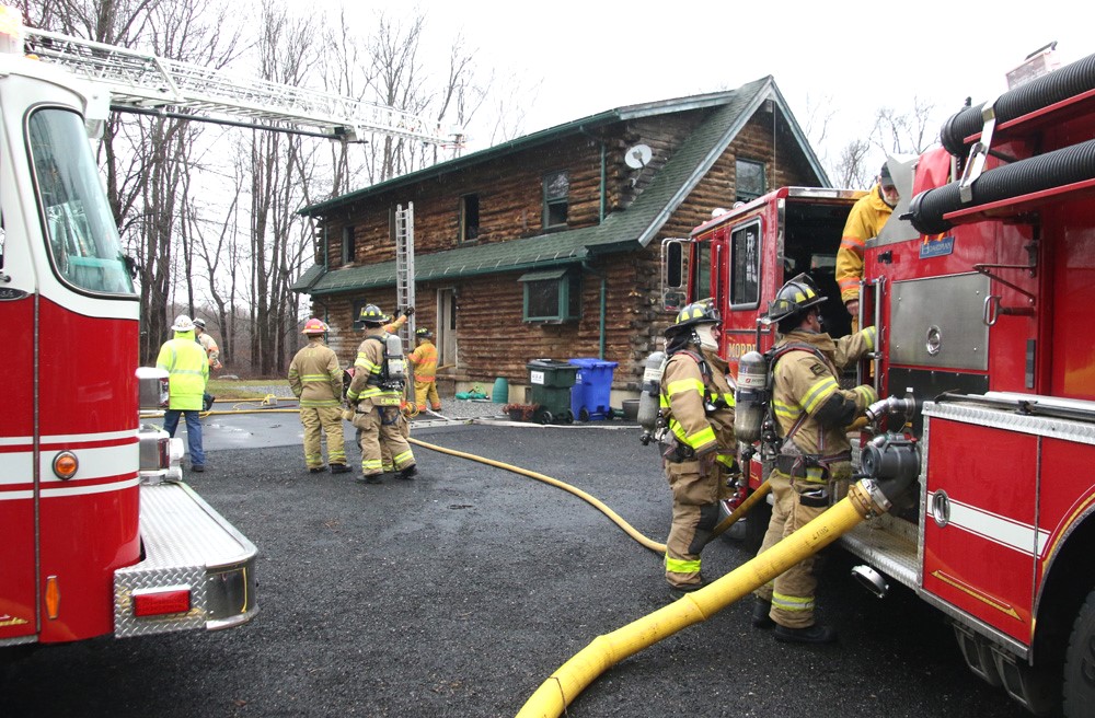 Fast response stops house fire in Morris | Litchfield.bz
