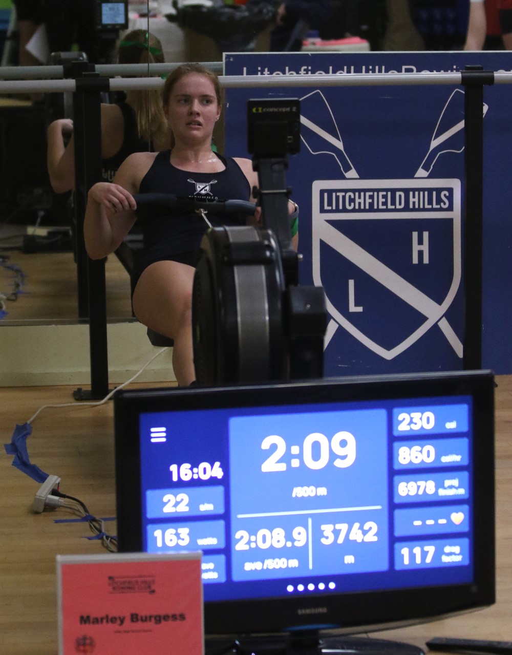 Rowing club goes non-stop to raise funds | Litchfield.bz