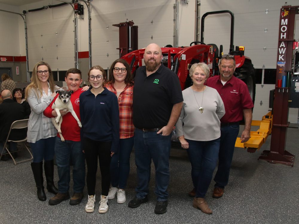 Goff’s celebrates new building opening | Litchfield.bz