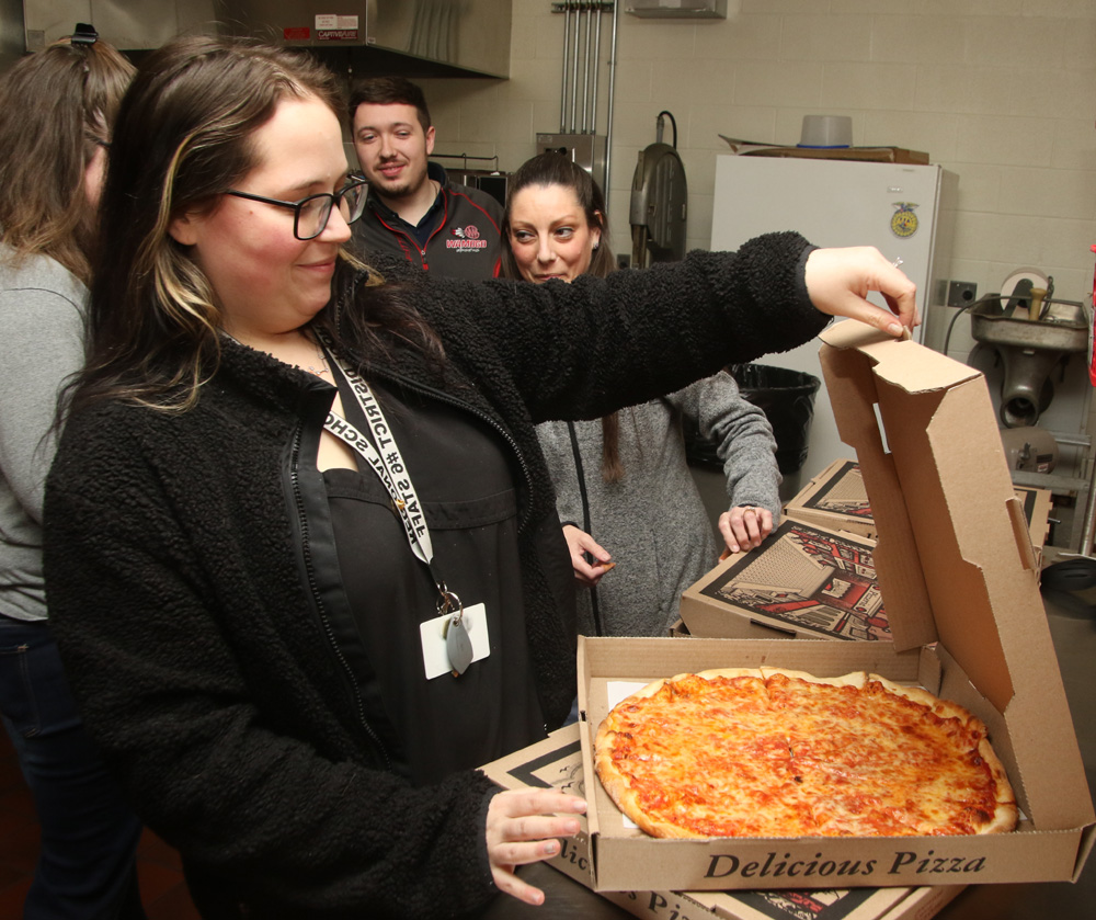 Wamogo FFA Chapter serves staff lunch | Litchfield.bz