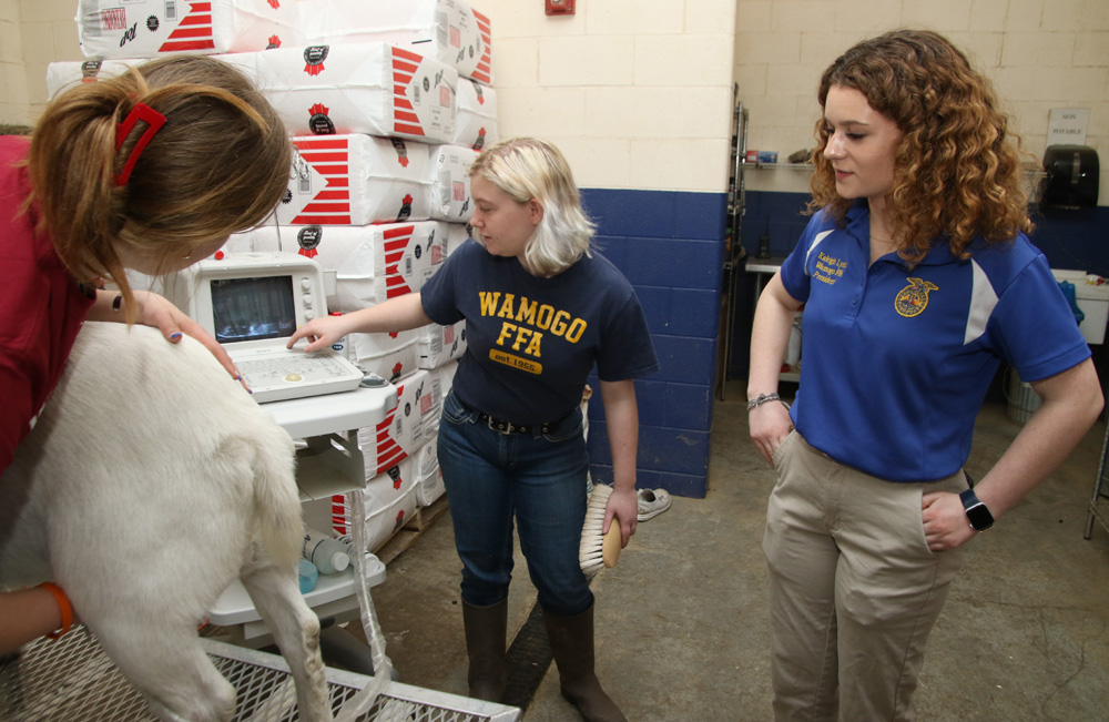 Wamogo ag science center opens its doors | Litchfield.bz
