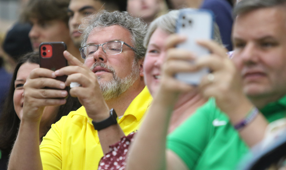 LHS Class of 2023 makes a final stand | Litchfield.bz