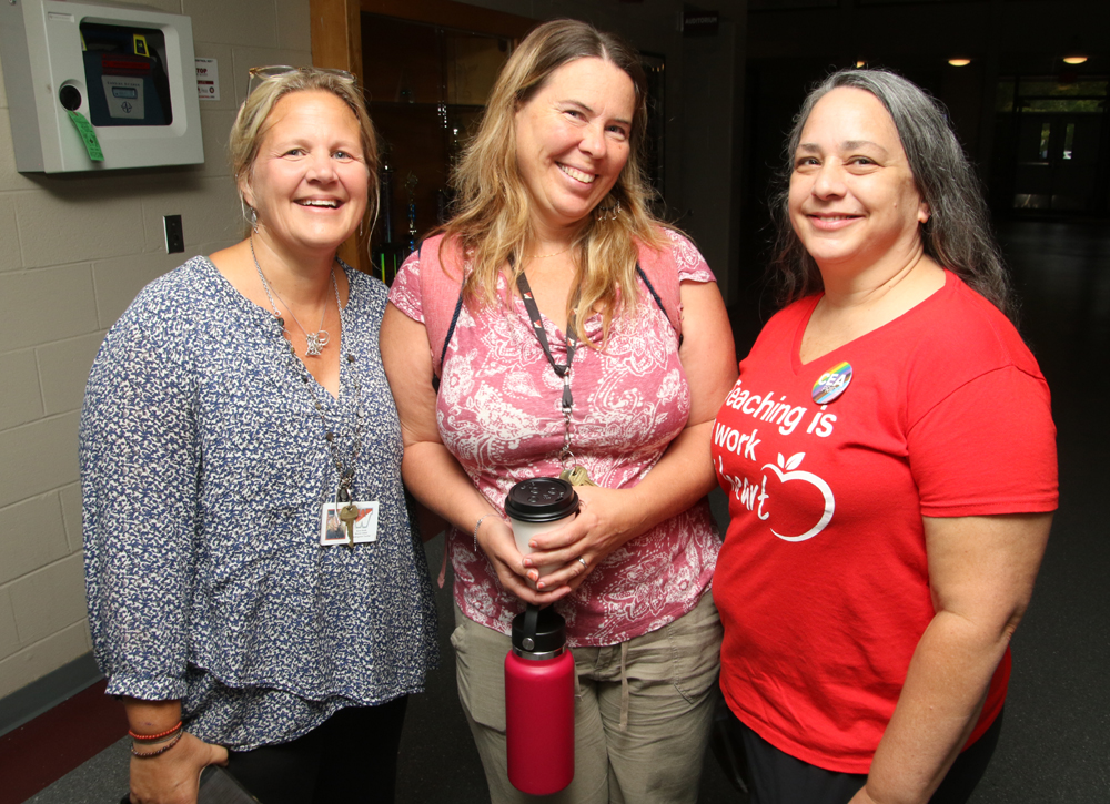Back to school: Staff meets for convocation | Litchfield.bz