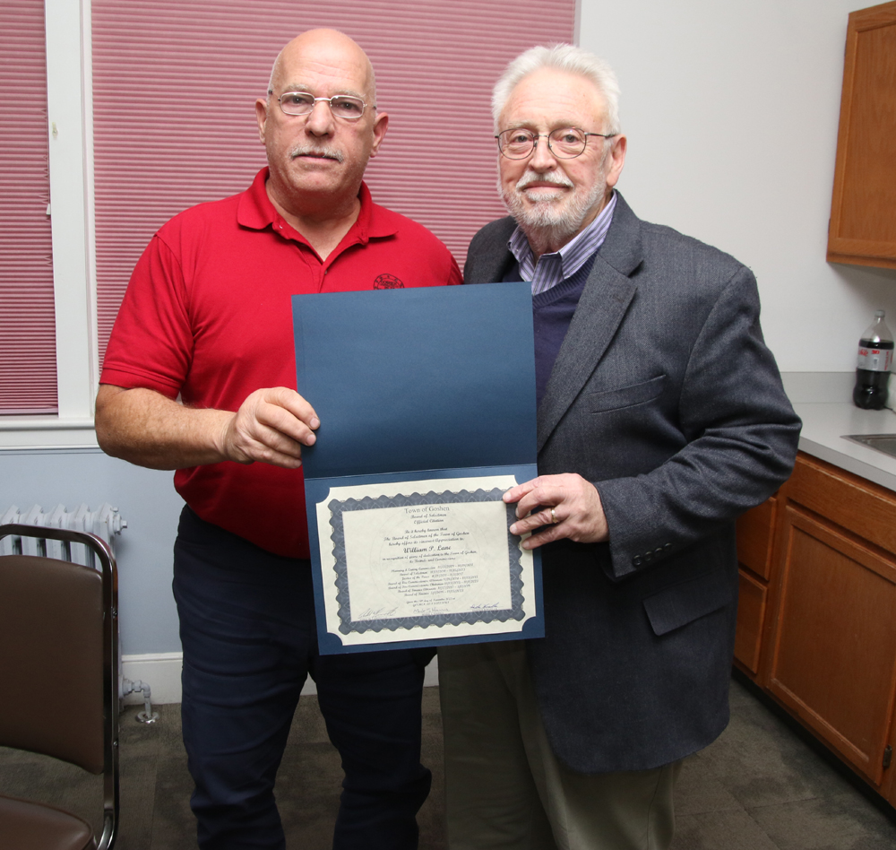 Harris honored at final selectmen meeting | Litchfield.bz