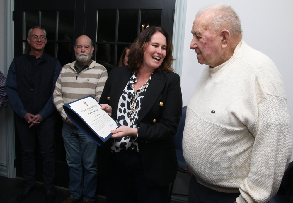 Warren honors Tanner’s 47 years of service | Litchfield.bz
