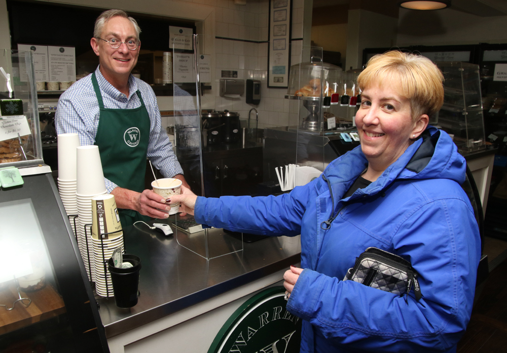 Holiday on the Hill is Warren at its finest | Litchfield.bz