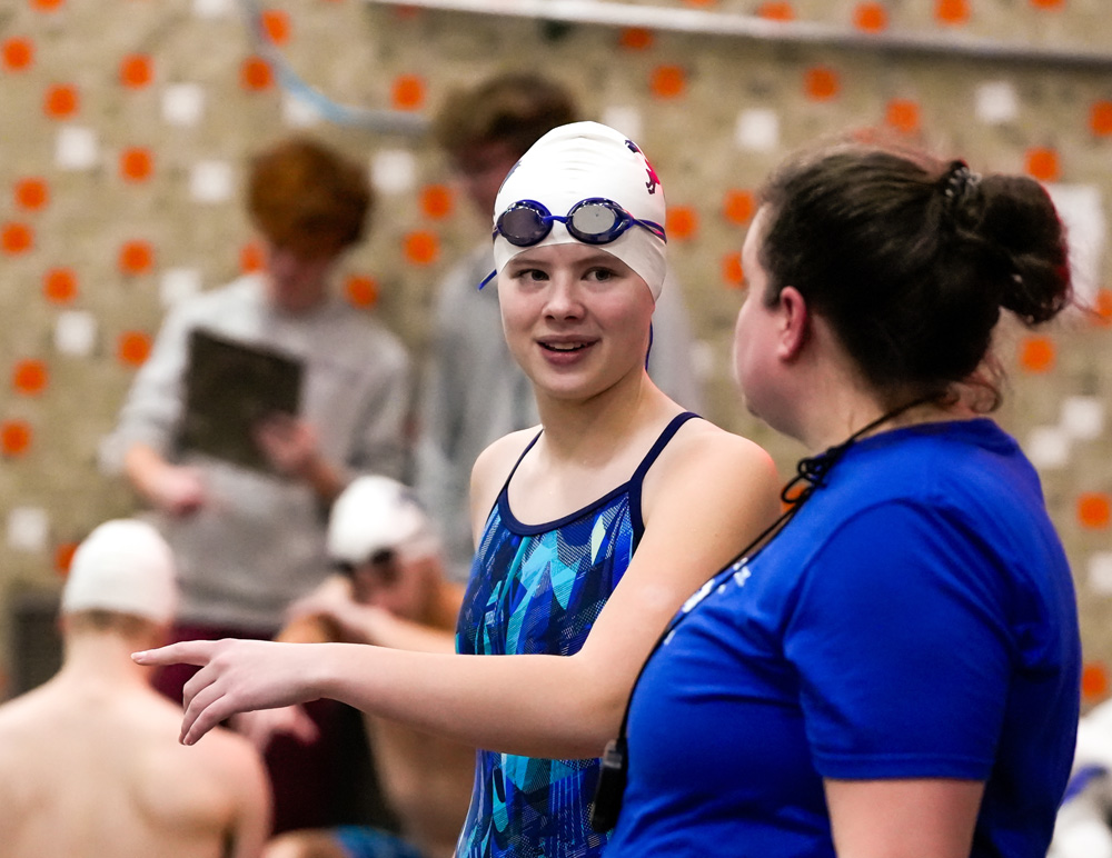 Litchfield swimmers dunk Torrington | Litchfield.bz