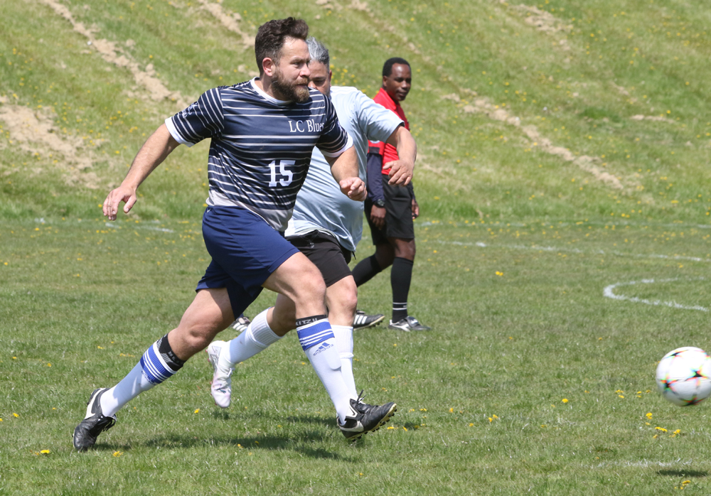 Local players lacing ’em up for the Blues | Litchfield.bz