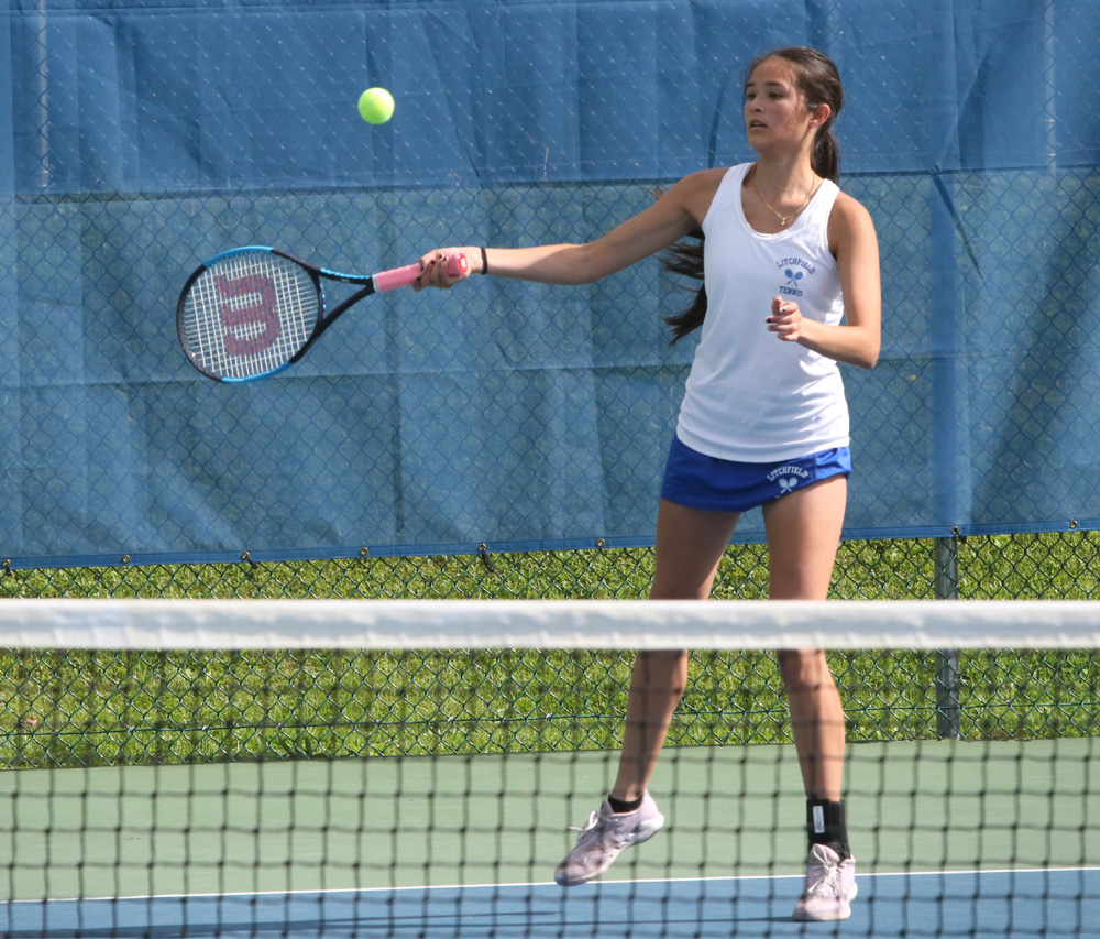 Cowgirls’ title quest ends in semifinals | Litchfield.bz