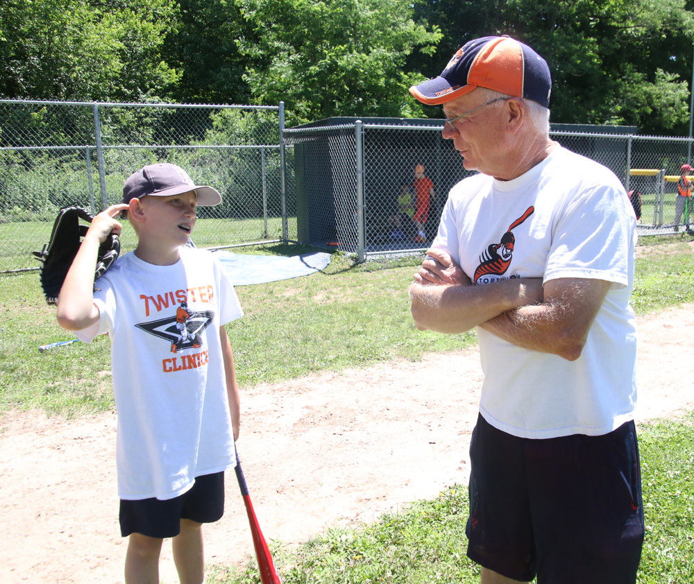 Twister Baseball clinic ends first session | Litchfield.bz
