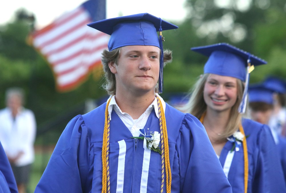 It’s history as final LHS class bids farewell | Litchfield.bz