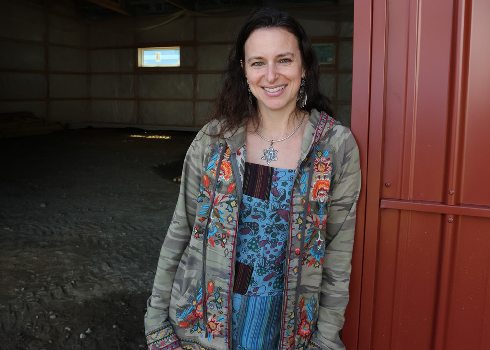 Popular consignment shop adds a building | Litchfield.bz