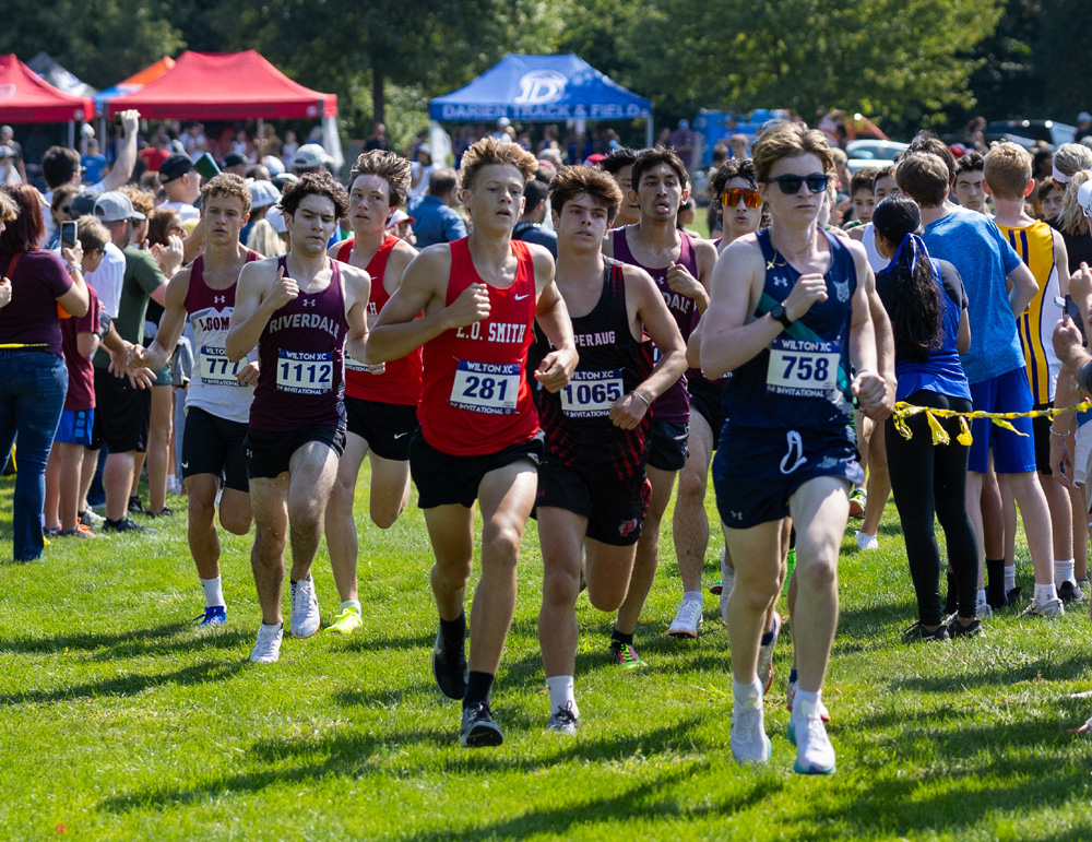 Lakeview runners compete in Wilton invite | Litchfield.bz