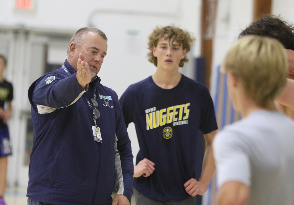 Open gym a chance to play some hoops | Litchfield.bz