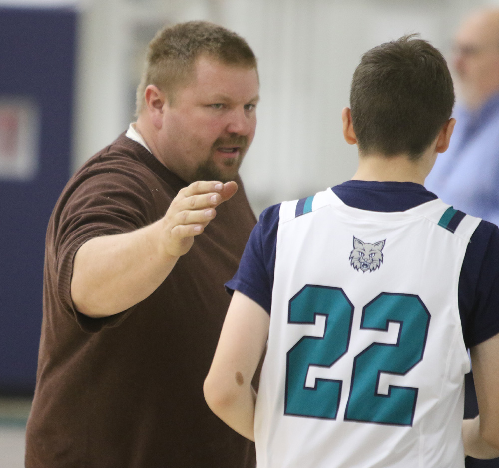 PHMS boys are winners to open season | Litchfield.bz