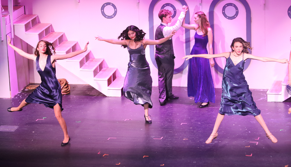 Opening night of ‘Anything Goes’ was a hit | Litchfield.bz