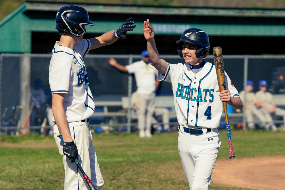 Weaving, Gilbert dominate Gilbert hitters | Litchfield.bz