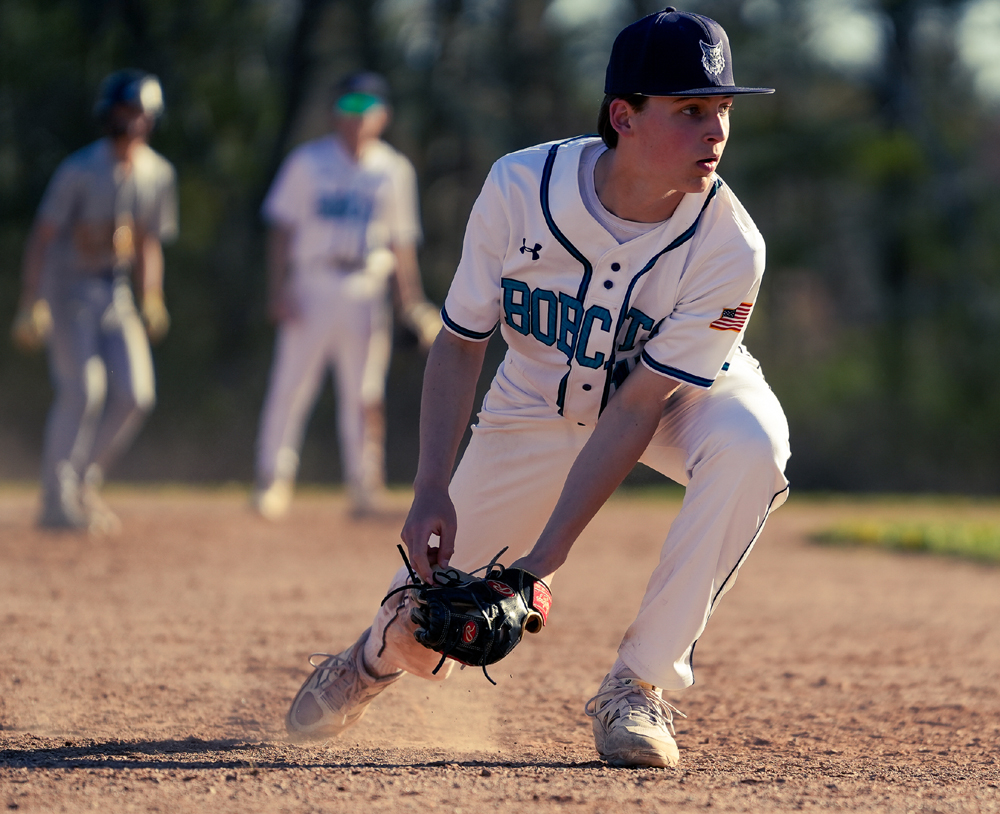 Weaving, Gilbert dominate Gilbert hitters | Litchfield.bz