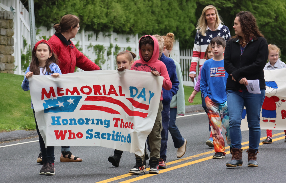 In Warren and Goshen, schools pay tribute | Litchfield.bz