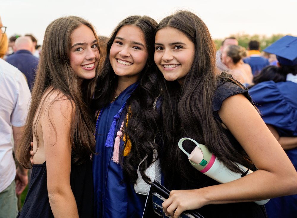 Congratulations Lakeview Class of 2025 | Litchfield.bz