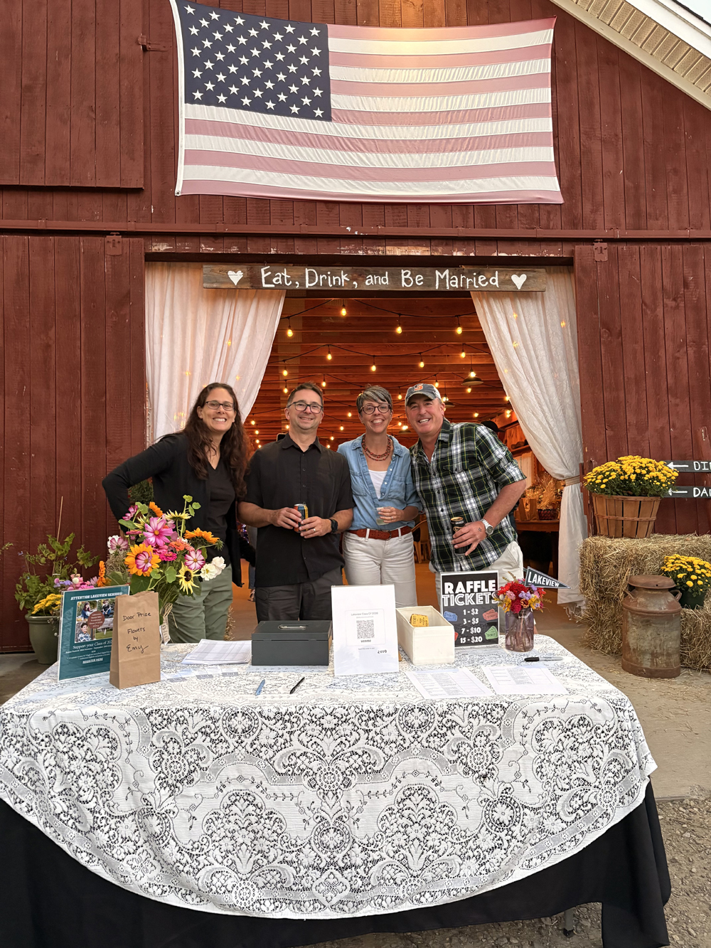 Barn party benefits Lakeview senior class | Litchfield.bz