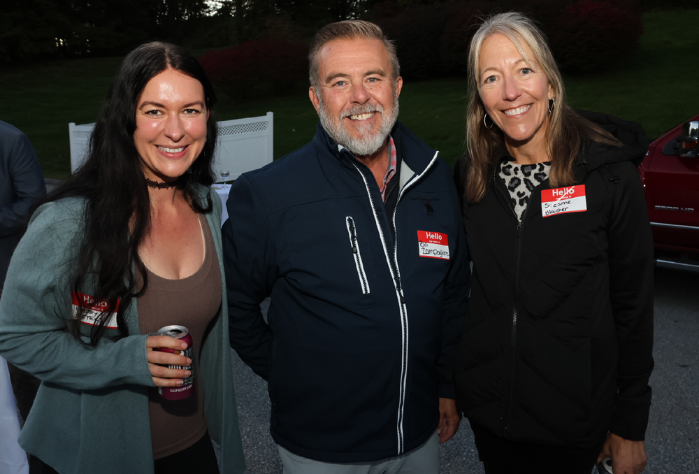 Northwest Community Bank hosts social | Litchfield.bz