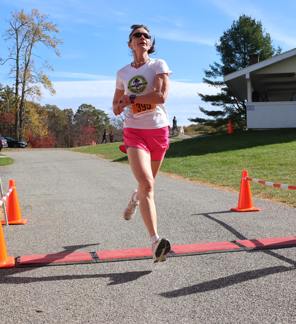 Cider Run draws fast field to Warren Woods | Litchfield.bz