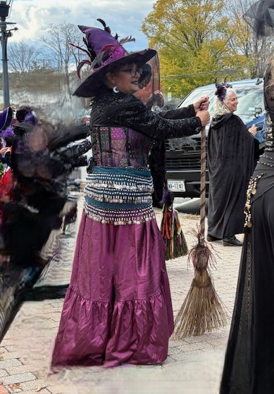 Likin’ Litchfield: Dancing witches perform | Litchfield.bz