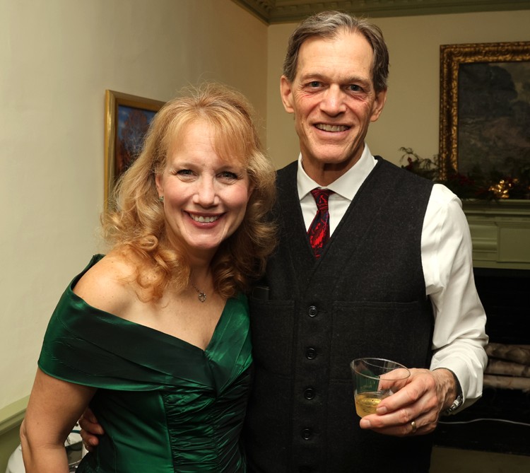 Library festival welcomes Christmas season | Litchfield.bz