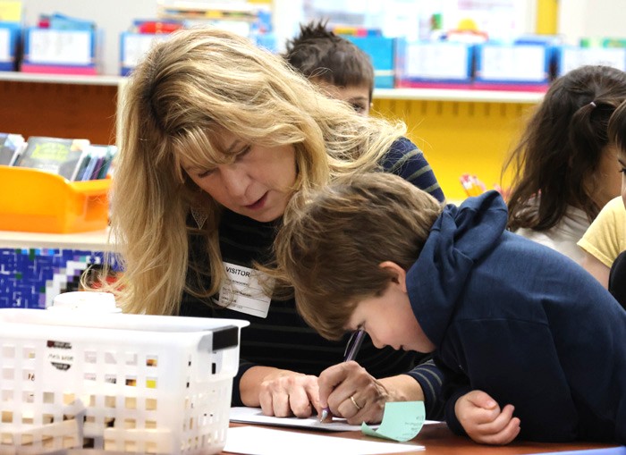 Lions Club offers vision screening at schools | Litchfield.bz