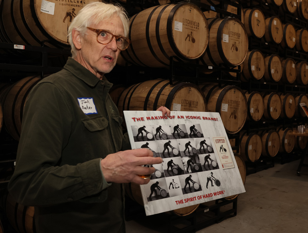 Distillery hosts land conservation social | Litchfield.bz