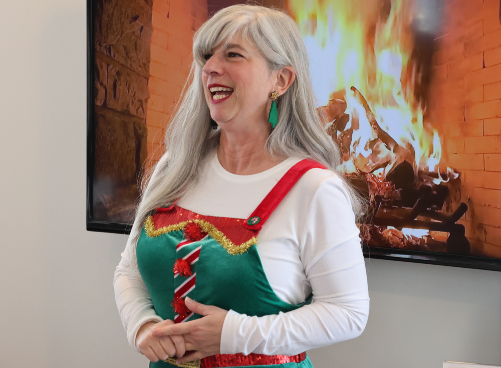 Morris Senior Center holds Christmas lunch | Litchfield.bz