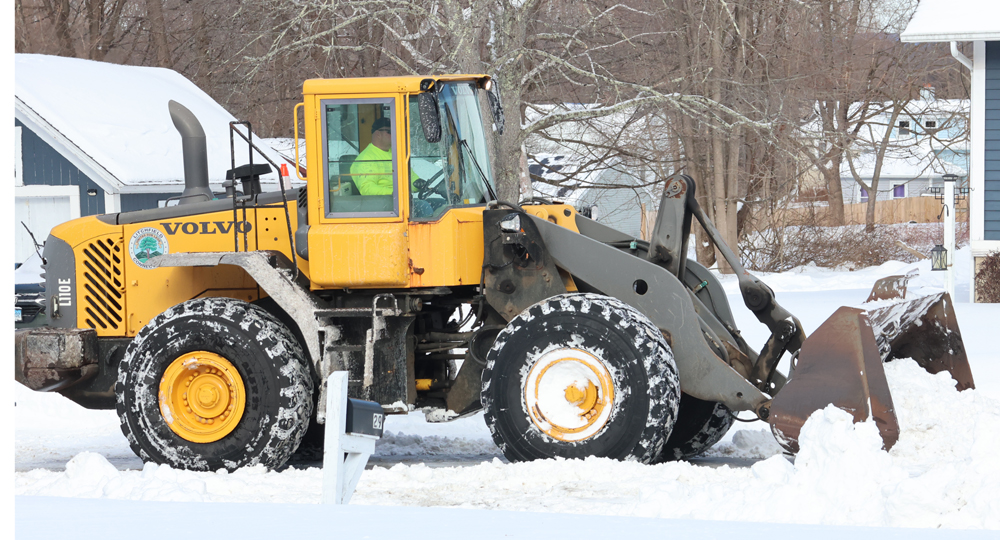 Snow clearing effort ongoing in towns | Litchfield.bz