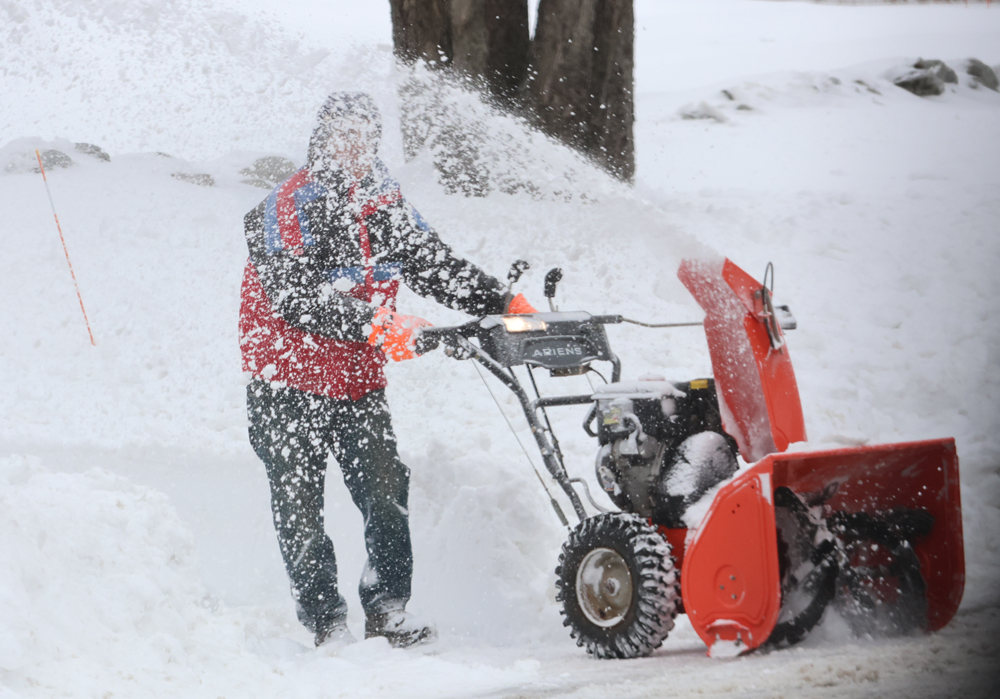 Snow clearing effort ongoing in towns | Litchfield.bz