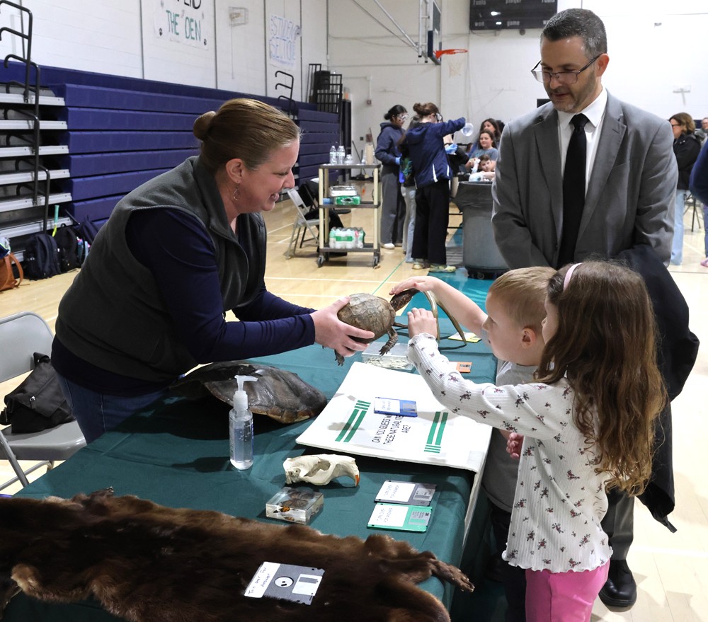 First Region 20 STEM Fair well-received | Litchfield.bz